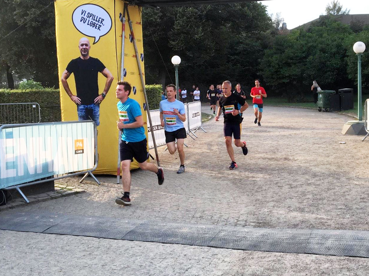 Running, BBQ'ing and having fun at this year's DHL run. - KI